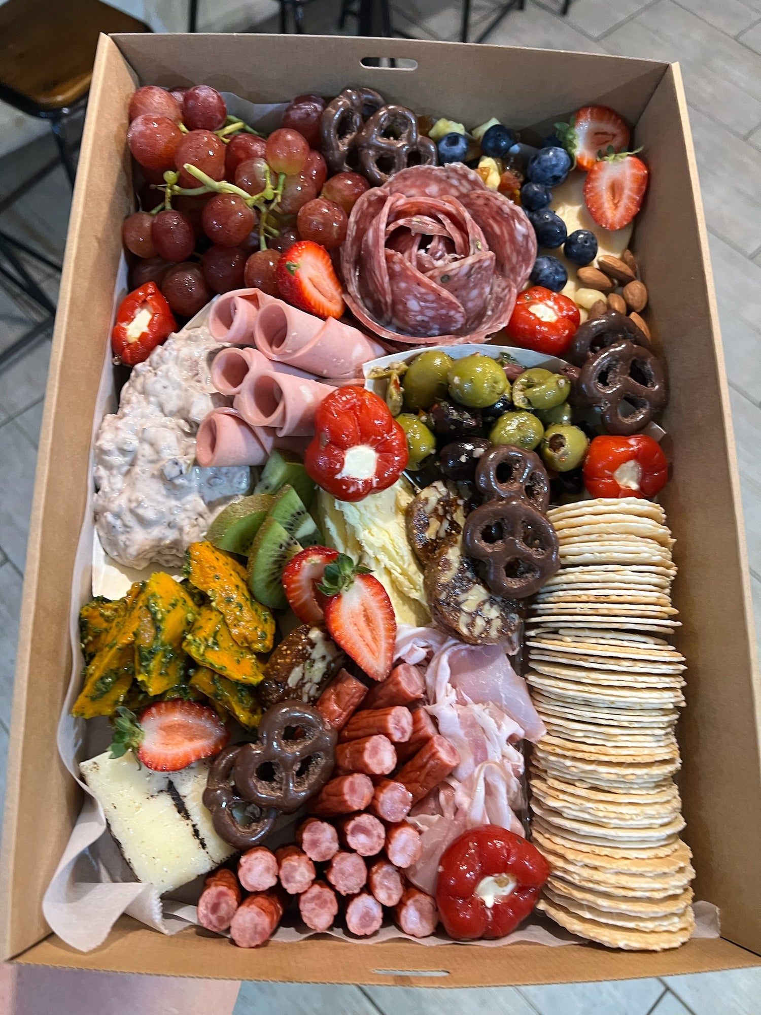 Grazing Box – Fondant and Flour
